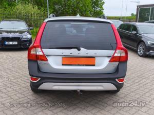 Pelēks Volvo XC70 2008 Tartu, ar dzinēja tilpumu 2.40 L un nobraukumu 267 tūkst. km par 7990 €, foto 9 vietnē AUTOMOTO.COM.LV