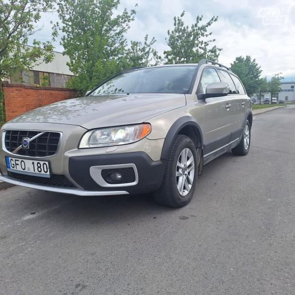 Pelēks Volvo XC70 2008 Šauļi, ar dzinēja tilpumu 2.40 L un nobraukumu 415 tūkst. km par 4100 €, foto 1 vietnē AUTOMOTO.COM.LV
