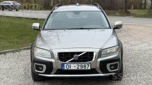 Grey Volvo XC70 2008 in Jurmala, with an engine capacity of 2.40 L and mileage of 0 thousand km for 3500 €, photo 8 on AUTOMOTO.COM.LV