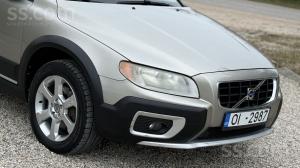 Grey Volvo XC70 2008 in Jurmala, with an engine capacity of 2.40 L and mileage of 0 thousand km for 3500 €, photo 9 on AUTOMOTO.COM.LV