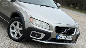 Grey Volvo XC70 2008 in Jurmala, with an engine capacity of 2.40 L and mileage of 0 thousand km for 3500 €, photo 12 on AUTOMOTO.COM.LV