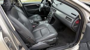 Grey Volvo XC70 2008 in Jurmala, with an engine capacity of 2.40 L and mileage of 0 thousand km for 3500 €, photo 19 on AUTOMOTO.COM.LV