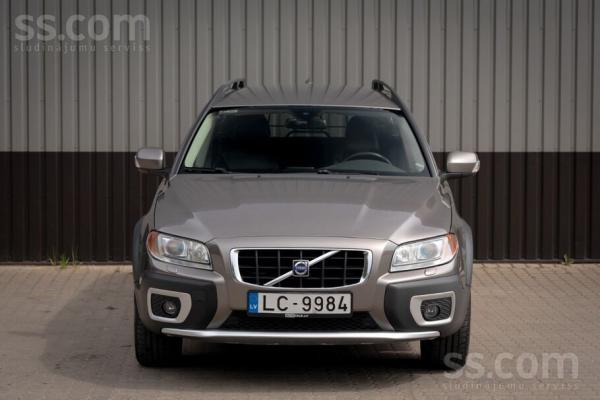 Pelēks Volvo XC70 2008 Talsi, ar dzinēja tilpumu 2.40 L un nobraukumu 314 tūkst. km par 6250 €, foto 2 vietnē AUTOMOTO.COM.LV