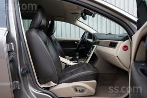 Pelēks Volvo XC70 2008 Talsi, ar dzinēja tilpumu 2.40 L un nobraukumu 314 tūkst. km par 6250 €, foto 13 vietnē AUTOMOTO.COM.LV