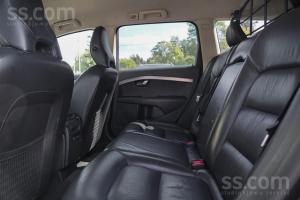 Pelēks Volvo XC70 2008 Rīga, ar dzinēja tilpumu 2.40 L un nobraukumu 365 tūkst. km par 4990 €, foto 13 vietnē AUTOMOTO.COM.LV