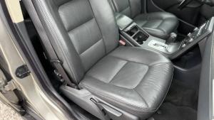 Grey Volvo XC70 2008 in Jurmala, with an engine capacity of 2.40 L and mileage of 390 thousand km for 4300 €, photo 20 on AUTOMOTO.COM.LV