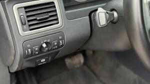 Grey Volvo XC70 2008 in Jurmala, with an engine capacity of 2.40 L and mileage of 390 thousand km for 4300 €, photo 31 on AUTOMOTO.COM.LV