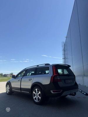 Pelēks Volvo XC70 2008 Šauļi, ar dzinēja tilpumu 2.40 L un nobraukumu 360 tūkst. km par 5250 €, foto  vietnē AUTOMOTO.COM.LV
