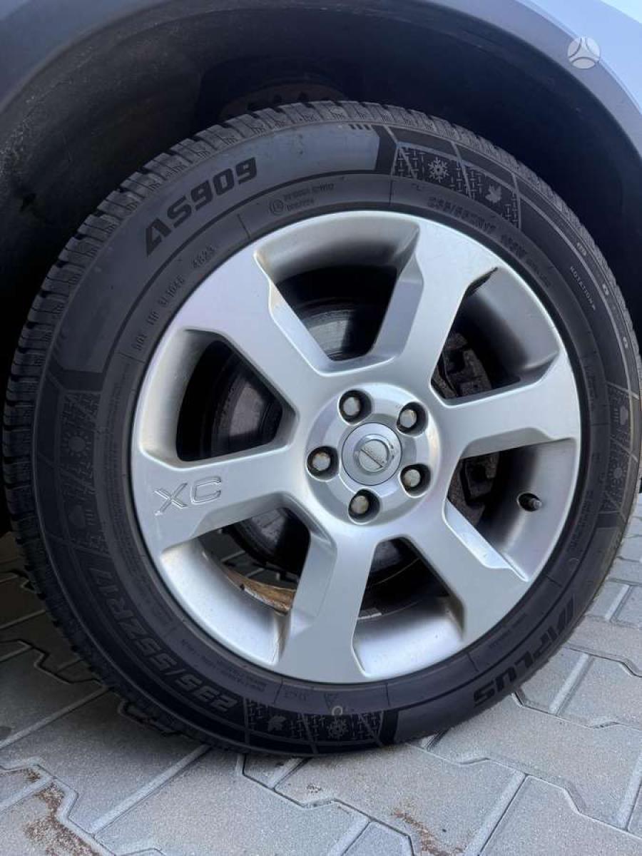 Pelēks Volvo XC70 2008 Šauļi, ar dzinēja tilpumu 2.40 L un nobraukumu 360 tūkst. km par 5250 €, foto 9 vietnē AUTOMOTO.COM.LV