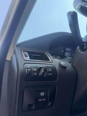 Pelēks Volvo XC70 2008 Šauļi, ar dzinēja tilpumu 2.40 L un nobraukumu 360 tūkst. km par 5250 €, foto 15 vietnē AUTOMOTO.COM.LV