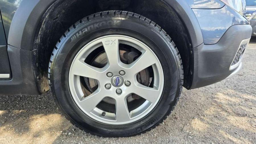 Pelēks Volvo XC70 2008 Šauļi, ar dzinēja tilpumu 3.19 L un nobraukumu 239 tūkst. km par 6250 €, foto 13 vietnē AUTOMOTO.COM.LV