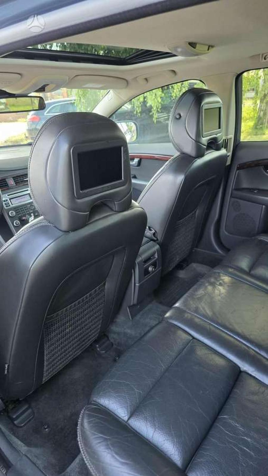 Pelēks Volvo XC70 2008 Šauļi, ar dzinēja tilpumu 3.19 L un nobraukumu 239 tūkst. km par 6250 €, foto 38 vietnē AUTOMOTO.COM.LV