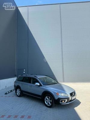 Grey Volvo XC70 2008 in Siauliai, with an engine capacity of 2.40 L and mileage of 360 thousand km for 5250 €, photo 6 on AUTOMOTO.COM.LV