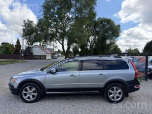 Grey Volvo XC70 2008 in Ventspils, with an engine capacity of 2.40 L and mileage of 369 thousand km for 4300 €, photo 9 on AUTOMOTO.COM.LV