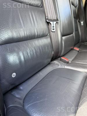 Grey Volvo XC70 2008 in Ventspils, with an engine capacity of 2.40 L and mileage of 369 thousand km for 4300 €, photo 17 on AUTOMOTO.COM.LV