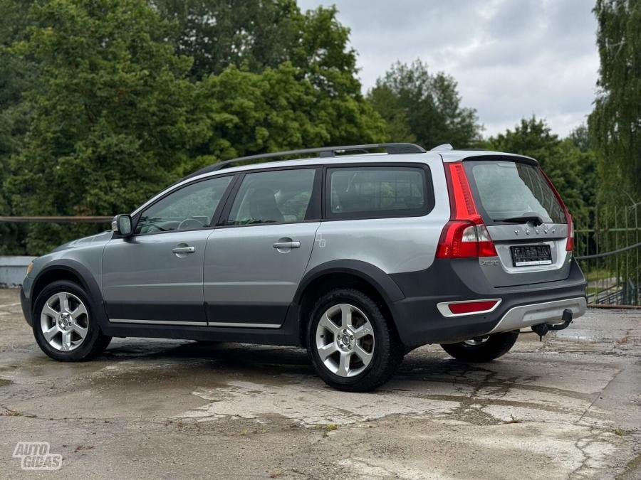 Pelēks Volvo XC70 2008 Viļņa, ar dzinēja tilpumu 2.40 L un nobraukumu 294 tūkst. km par 5400 €, foto 4 vietnē AUTOMOTO.COM.LV