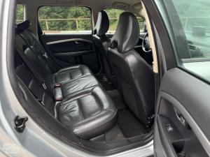 Pelēks Volvo XC70 2008 Viļņa, ar dzinēja tilpumu 2.40 L un nobraukumu 294 tūkst. km par 5400 €, foto 20 vietnē AUTOMOTO.COM.LV