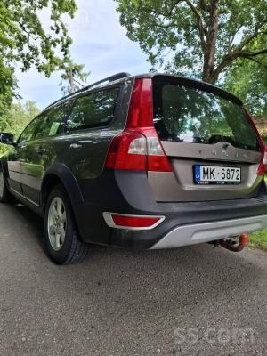 Pelēks Volvo XC70 2008 Dobele, ar dzinēja tilpumu 2.40 L un nobraukumu 400 tūkst. km par 4800 €, foto 5 vietnē AUTOMOTO.COM.LV