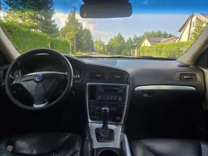 Grey Volvo XC70 2008 in Vilnius, with an engine capacity of 2.40 L and mileage of 300 thousand km for 3450 €, photo 13 on AUTOMOTO.COM.LV