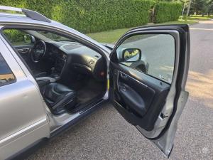 Grey Volvo XC70 2008 in Vilnius, with an engine capacity of 2.40 L and mileage of 300 thousand km for 3450 €, photo 15 on AUTOMOTO.COM.LV