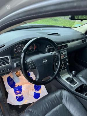 Pelēks Volvo XC70 2008 Utena, ar dzinēja tilpumu 2.40 L un nobraukumu 271 tūkst. km par 5650 €, foto 11 vietnē AUTOMOTO.COM.LV