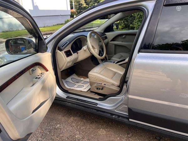 Pelēks Volvo XC70 2008 Trakai, ar dzinēja tilpumu 0.00 L un nobraukumu 320 tūkst. km par 5350 €, foto 8 vietnē AUTOMOTO.COM.LV