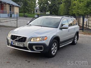 Grey Volvo XC70 2008 in Tukums, with an engine capacity of 2.40 L and mileage of 348 thousand km for 4500 €, photo 4 on AUTOMOTO.COM.LV