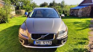 Grey Volvo XC70 2008 in Daugavpils, with an engine capacity of 2.40 L and mileage of 267 thousand km for 5500 €, photo  on AUTOMOTO.COM.LV