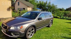 Pelēks Volvo XC70 2008 Daugavpils, ar dzinēja tilpumu 2.40 L un nobraukumu 267 tūkst. km par 5500 €, foto 3 vietnē AUTOMOTO.COM.LV