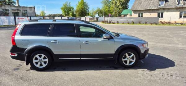 Pelēks Volvo XC70 2008 Jelgava, ar dzinēja tilpumu 2.40 L un nobraukumu 345 tūkst. km par 4000 €, foto 3 vietnē AUTOMOTO.COM.LV