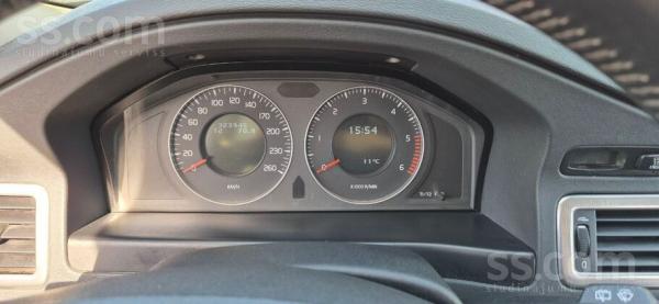 Pelēks Volvo XC70 2008 Jelgava, ar dzinēja tilpumu 2.40 L un nobraukumu 345 tūkst. km par 4000 €, foto 8 vietnē AUTOMOTO.COM.LV
