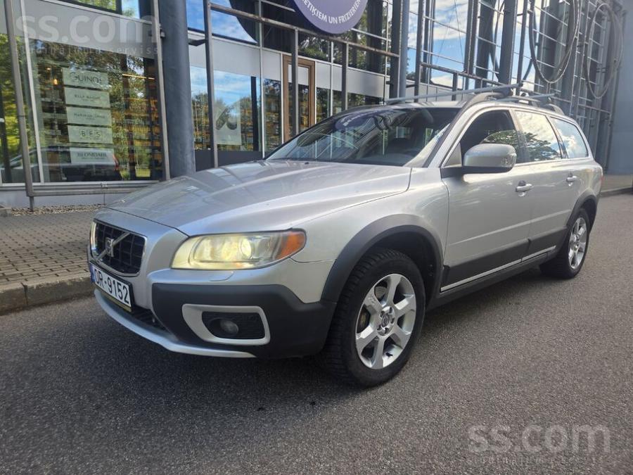 Grey Volvo XC70 2008 in Riga, with an engine capacity of 2.40 L and mileage of 0 thousand km for 4900 €, photo 1 on AUTOMOTO.COM.LV