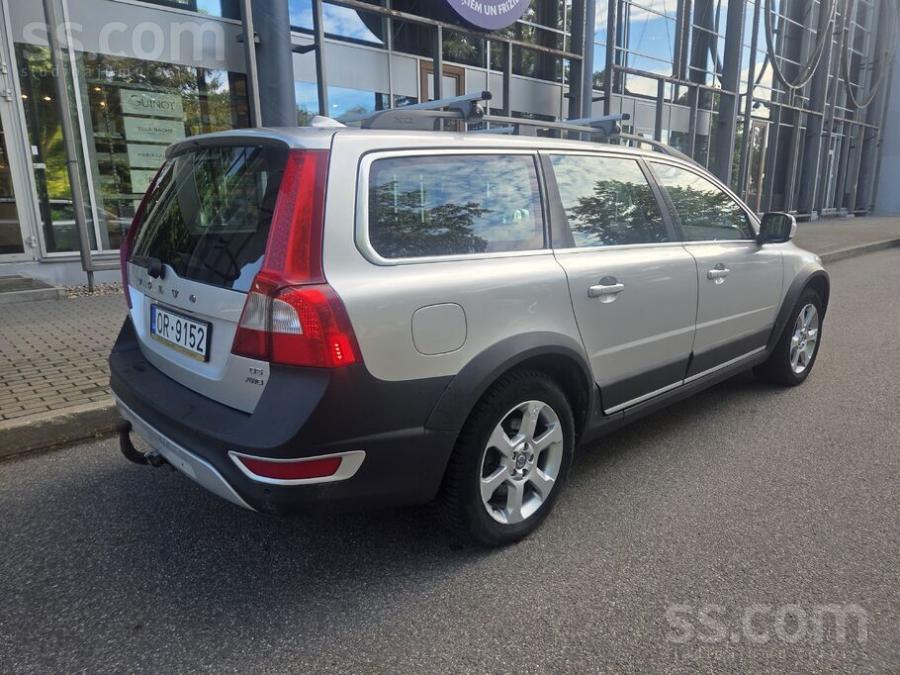 Grey Volvo XC70 2008 in Riga, with an engine capacity of 2.40 L and mileage of 0 thousand km for 4900 €, photo 5 on AUTOMOTO.COM.LV
