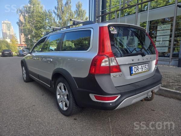 Volvo XC70 2008 Rīga vietnē Pelēks Volvo XC70 2008 Rīga, ar dzinēja tilpumu 2.40 L un nobraukumu 0 tūkst. km par 4900 €, foto 4 vietnē AUTOMOTO.COM.LV