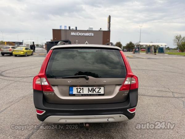 Grey Volvo XC70 2008 in Tallinn, with an engine capacity of 2.40 L and mileage of 0 thousand km for 3700 €, photo 5 on AUTOMOTO.COM.LV