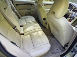 Pelēks Volvo XC70 2008 Viļņa, ar dzinēja tilpumu 2.40 L un nobraukumu 400 tūkst. km par 6900 €, foto 14 vietnē AUTOMOTO.COM.LV