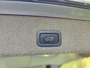 Pelēks Volvo XC70 2008 Viļņa, ar dzinēja tilpumu 2.40 L un nobraukumu 400 tūkst. km par 6900 €, foto 17 vietnē AUTOMOTO.COM.LV