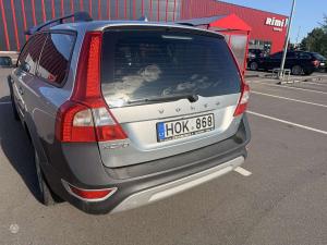 Grey Volvo XC70 2008 in Vilnius, with an engine capacity of 2.40 L and mileage of 275 thousand km for 3900 €, photo 5 on AUTOMOTO.COM.LV