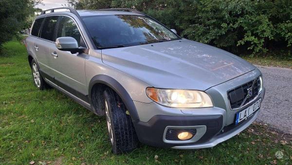 Pelēks Volvo XC70 2008 Viļņa, ar dzinēja tilpumu 2.40 L un nobraukumu 185 tūkst. km par 7350 €, foto 4 vietnē AUTOMOTO.COM.LV