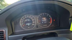 Pelēks Volvo XC70 2008 Viļņa, ar dzinēja tilpumu 2.40 L un nobraukumu 185 tūkst. km par 7350 €, foto 11 vietnē AUTOMOTO.COM.LV