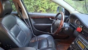 Pelēks Volvo XC70 2008 Viļņa, ar dzinēja tilpumu 2.40 L un nobraukumu 185 tūkst. km par 7350 €, foto 16 vietnē AUTOMOTO.COM.LV
