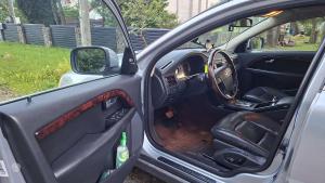 Pelēks Volvo XC70 2008 Viļņa, ar dzinēja tilpumu 2.40 L un nobraukumu 185 tūkst. km par 7350 €, foto 18 vietnē AUTOMOTO.COM.LV