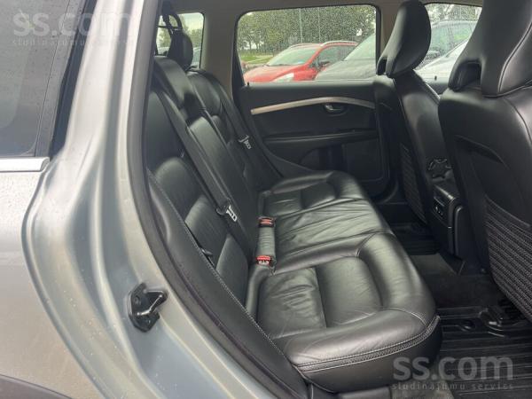 Volvo XC70 2008 Valmiera vietnÄ PelÄks Volvo XC70 2008 Valmiera, ar dzinÄja tilpumu 2.40 L un nobraukumu 0 tÅ«kst. km par 4900 ā¬, foto 9 vietnÄ AUTOMOTO.COM.LV
