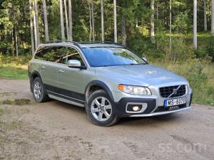Pelēks Volvo XC70 2008 Tukums, ar dzinēja tilpumu 2.40 L un nobraukumu 350 tūkst. km par 3200 €, foto 3 vietnē AUTOMOTO.COM.LV
