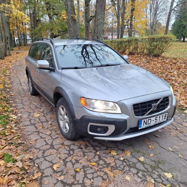 Pelēks Volvo XC70 2008 Rīga, ar dzinēja tilpumu 2.40 L un nobraukumu 278 tūkst. km par 4490 €, foto 3 vietnē AUTOMOTO.COM.LV