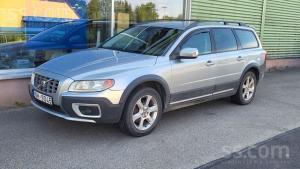 Grey Volvo XC70 2009 in Riga, with an engine capacity of 2.40 L and mileage of 194 thousand km for 4950 €, photo 3 on AUTOMOTO.COM.LV