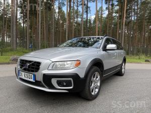 Grey Volvo XC70 2009 in Riga, with an engine capacity of 2.40 L and mileage of 342 thousand km for 5990 €, photo 3 on AUTOMOTO.COM.LV