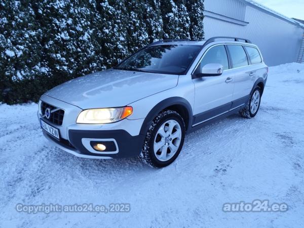Pelēks Volvo XC70 2009 Paide, ar dzinēja tilpumu 2.40 L un nobraukumu 300 tūkst. km par 7990 €, foto 6 vietnē AUTOMOTO.COM.LV