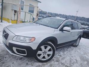 Grey Volvo XC70 2009 in Vilnius, with an engine capacity of 2.40 L and mileage of 254 thousand km for 6490 €, photo  on AUTOMOTO.COM.LV