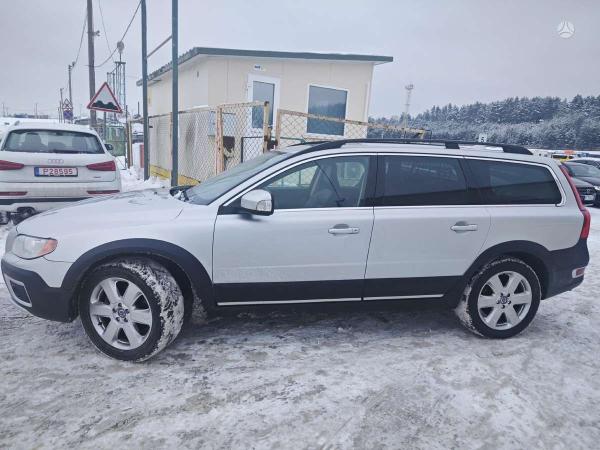 Pelēks Volvo XC70 2009 Viļņa, ar dzinēja tilpumu 2.40 L un nobraukumu 254 tūkst. km par 6490 €, foto 4 vietnē AUTOMOTO.COM.LV